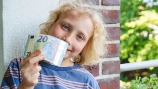 Was kostet ein Kind? | Sparkasse.de